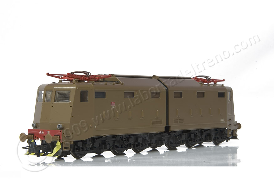 Roco - 63889 Locomotiva elettrica FS E 636 119, livrea isabella, epoca IV