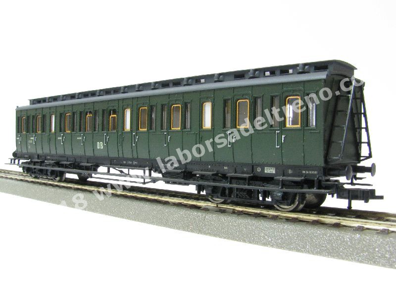 Fleischmann - 5785K Carrozza tipo centoporte delle DR, livrea verde, ep ...
