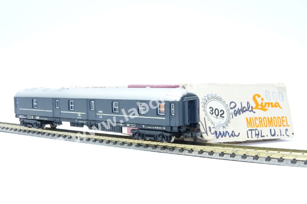 Lima - 302 Bagagliaio postale a carrelli FS, tipo Y Uiz 1700, livrea ...