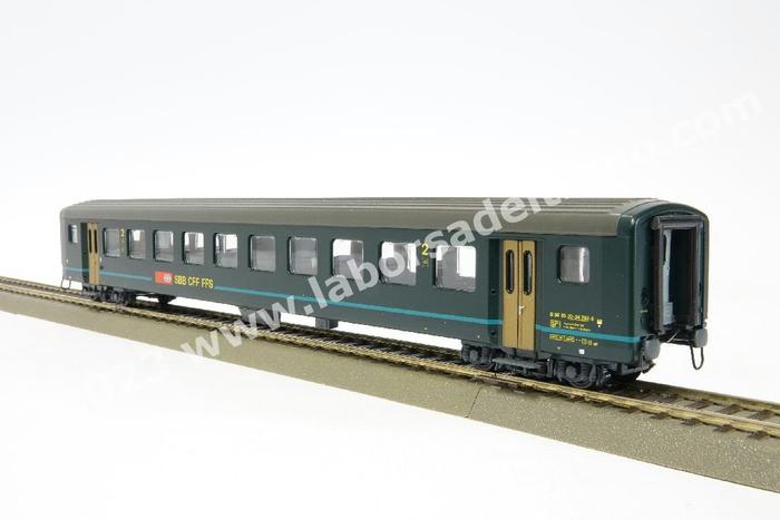 Roco - 64364 carrozza passeggeri a carrelli SBB, tipo EW II, 2^ classe ...
