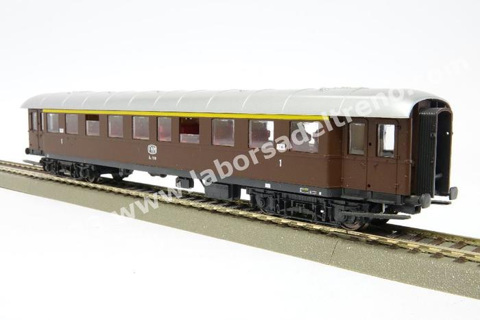 Roco - 44564 carrozza 1^ classe, FNM, a carrelli, Az 118 castano, epoca ...