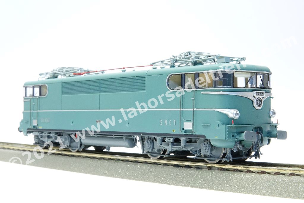 Ree modeles - MB-081 Locomotiva elettrica SNCF BB 9200 (9267), livrea di origine verde chiaro ...