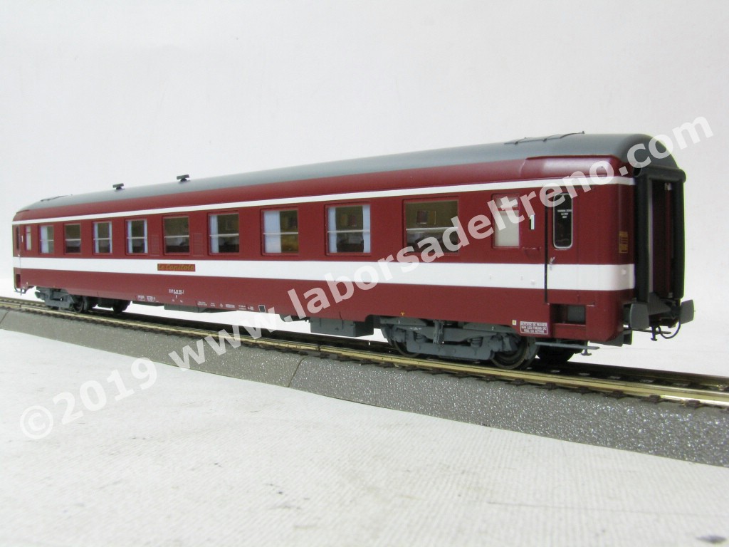 Ree modeles - VB-121 Carrozza tipo UIC-Y di 1a cl. SNCF, livrea Le ...