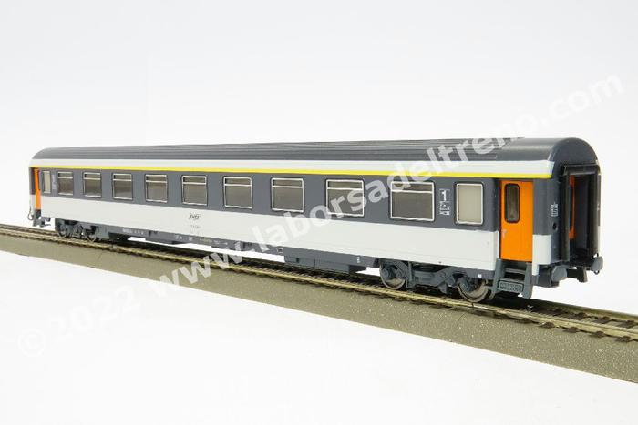 Roco - 45380 Carrozza Corail A9u a compartimenti di 1a cl. SNCF, livrea ...
