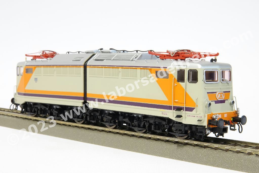 Acme - 69595 Locomotiva elettrica FS E646 081 'Navetta', dep. Milano Smistamento, livrea MDVC ...