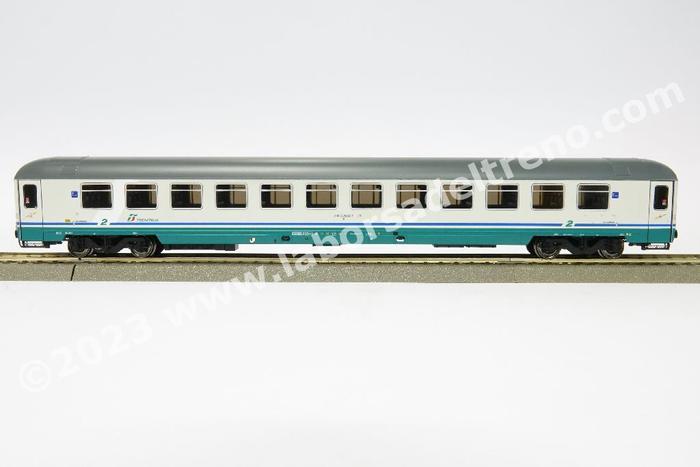 Acme - 55148 Set ICN FS con una 2a cl. UIC-X Giubileo 1995R e una 2a cl ...