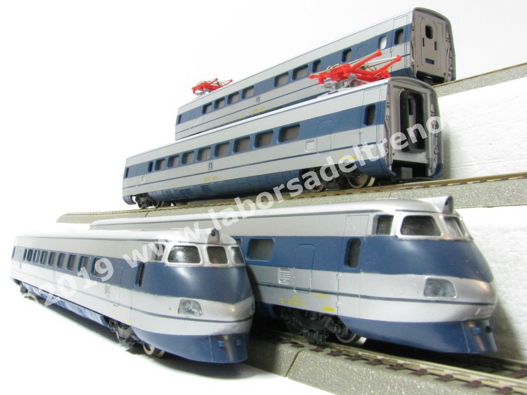 Lima - ETR401 Elettrotreno FS ETR 401, livrea di origine blu/argento ...