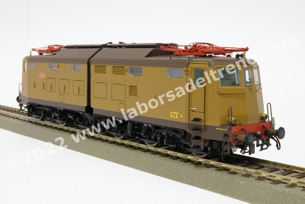 Acme - 60143 Loco elettrica E 645 001 1a serie delle FS, livrea castano ...