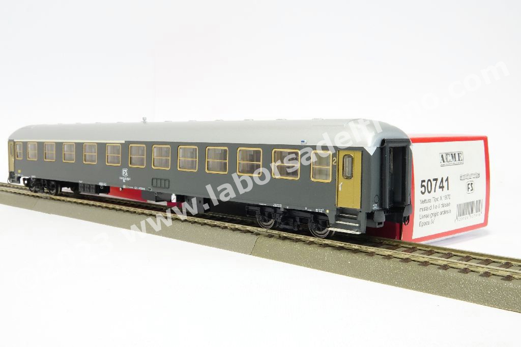 Acme - 50741 Carrozza tipo X di 1a/2a cl. FS, livrea grigio ardesia ...