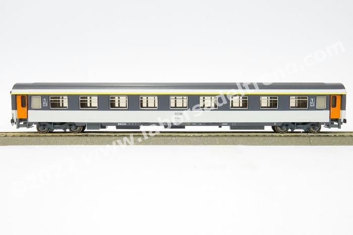 Roco - 45380 Carrozza Corail A9u a compartimenti di 1a cl. SNCF, livrea ...