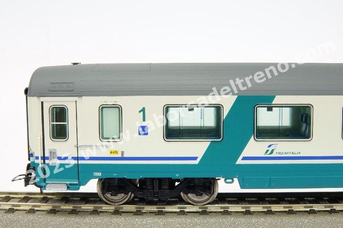 Acme - 50400 Carrozza Gran Confort a scompartimenti di 1a cl. FS Trenitalia, livrea 'IC PLUS ...