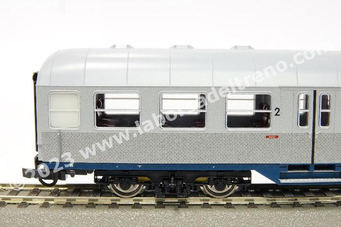 Roco - 64661 Carrozza passeggeri a carrelli DB tipo 'Silberlinge' di 2 ...