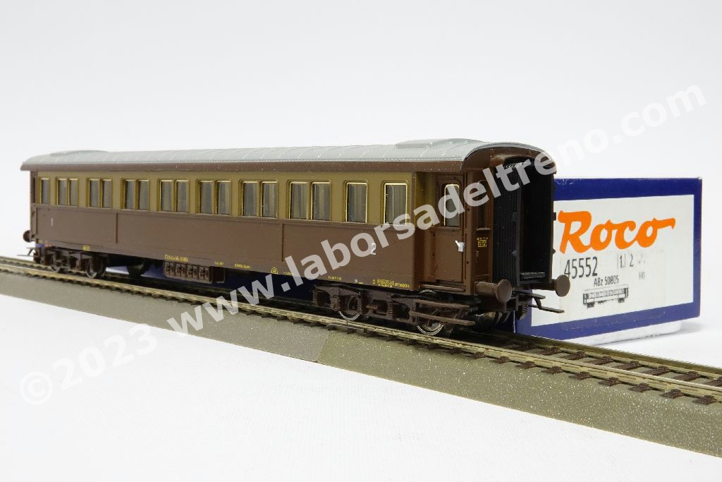 Roco - 45552 Carrozza di 1°/2° cl. Tipo 50000, livrea castano/isabella ...