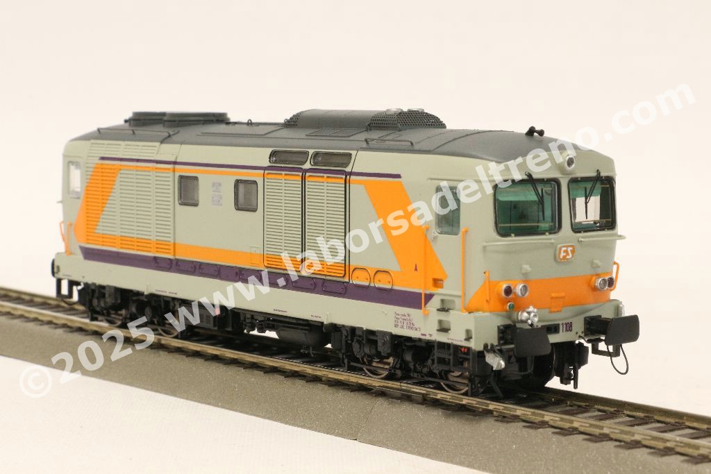 Os.kar - 1129 Locomotiva diesel FS D 445 di 3° Serie, ventole ...