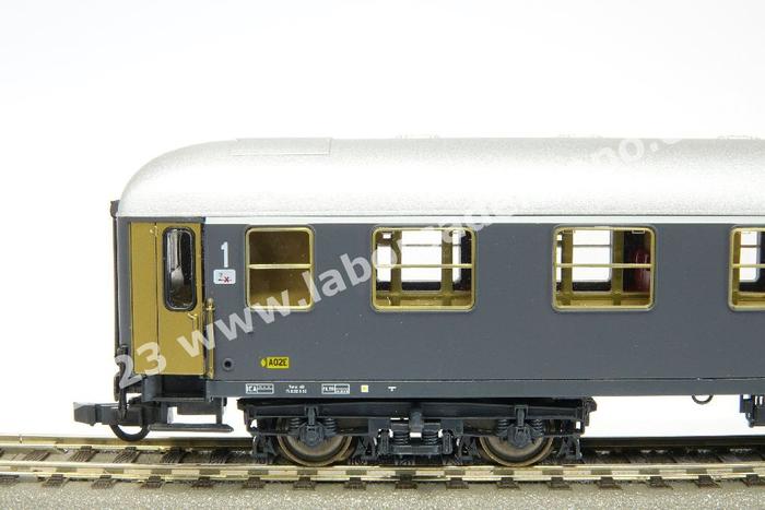 Roco - 44772 Carrozza tipo X di 1a cl., livrea grigio ardesia, porte ...